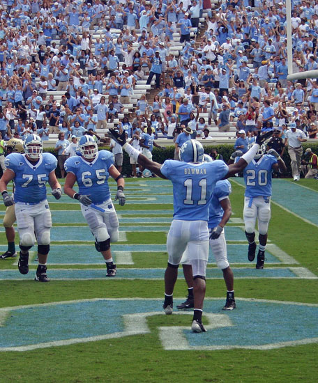 Photo: Adarius Bowan Touchdown - Tar Heel Times